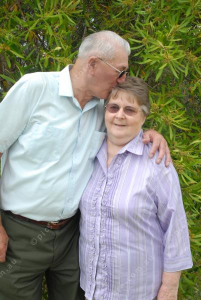 StanBery50 1069428 - PIC STORE