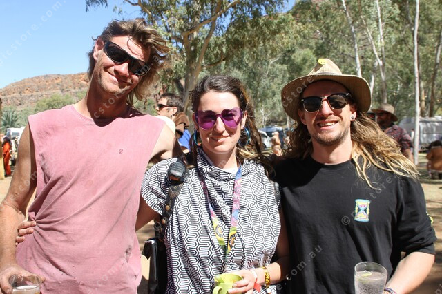 WOS2024 2525705 - PIC STORE